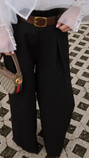 Crne pantalone