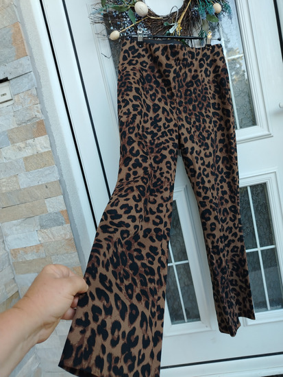 ZARA leopard pantalone M