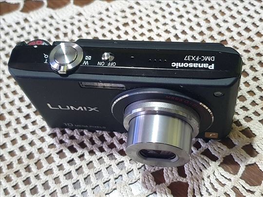 Panasonic Lumix DMC-FX37 10 Megapixel 5x opticki
