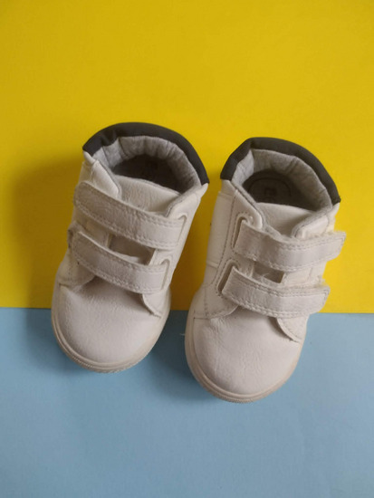 Mothercare patikice br 19