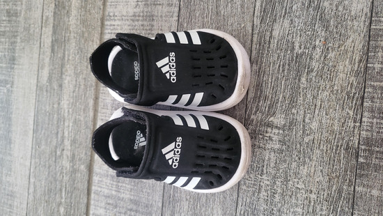 Adidas sandale