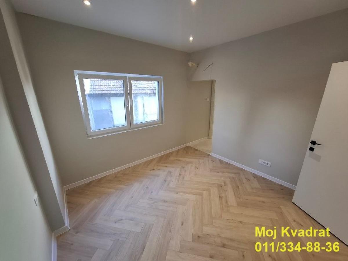 Zemun, Gornji grad - Ugrinovačka, 44m2