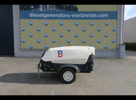 Građevinska mašina Atlas Copco XAS5700