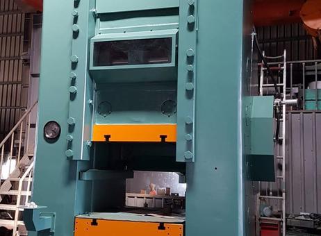 TMP Voronezh Rusija 1600 tona Preša Hladno Kovanje TMP Voronezh KW1600