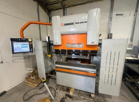 Korišćena CNC presa Ermaksan Speed-Bend Pro 1270 x 40 iz 2016. godine | Presa sa 6 osa Irska