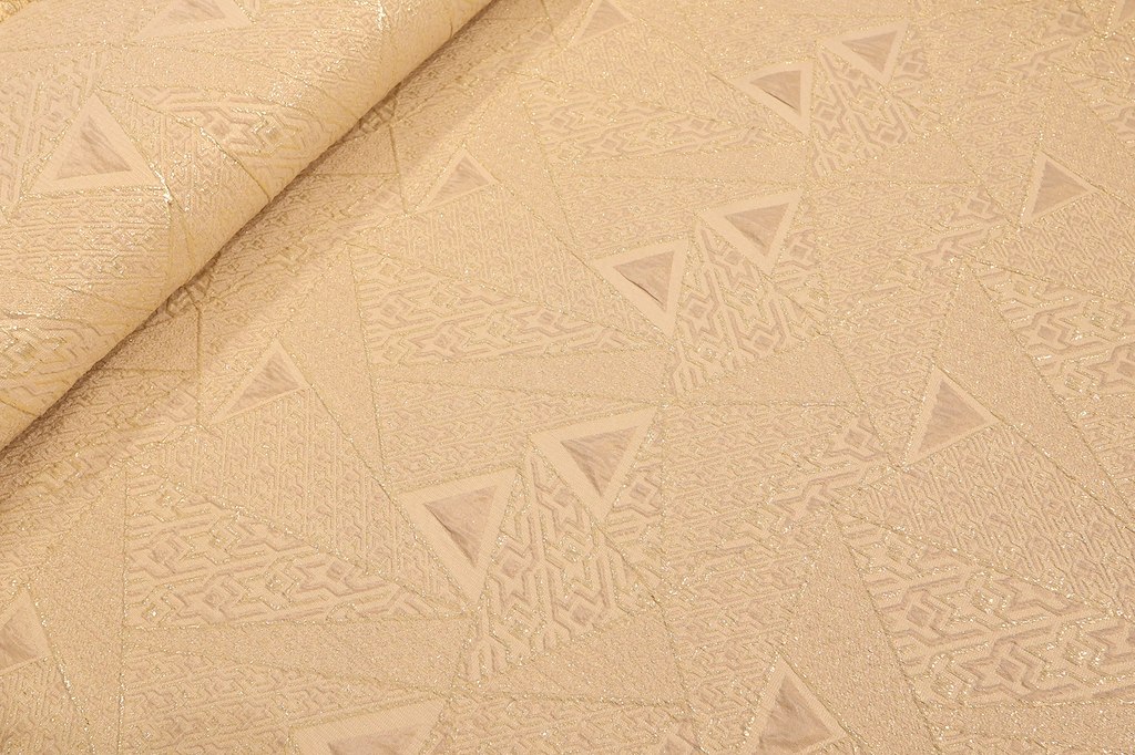 BROKAT FASHION GOLD TRIANGLE AC014 – 209