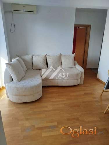 Izdajem fenomenlan dvosoban stan na Limanu IV !!! ID#7141