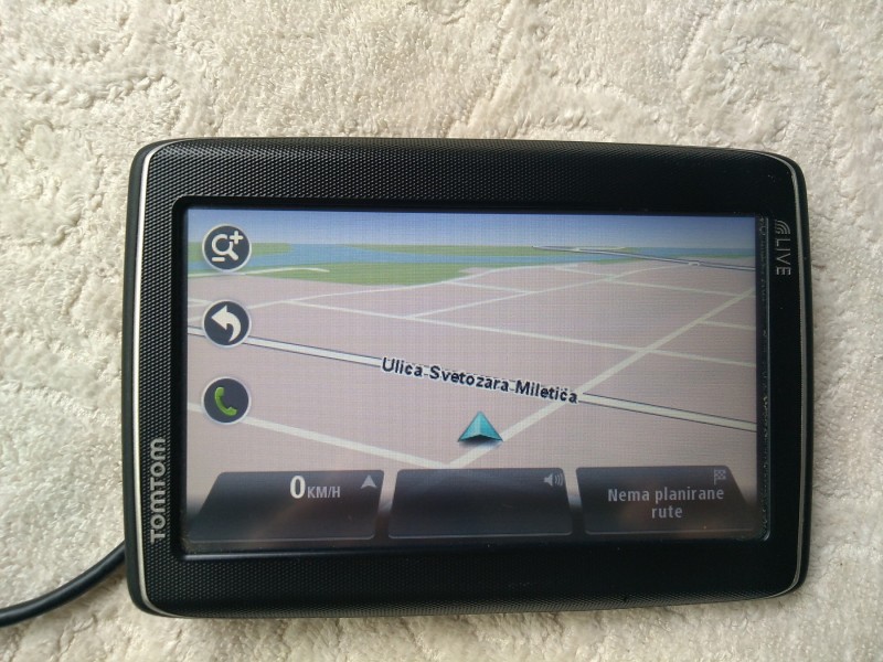 navigacija tom tom go live
