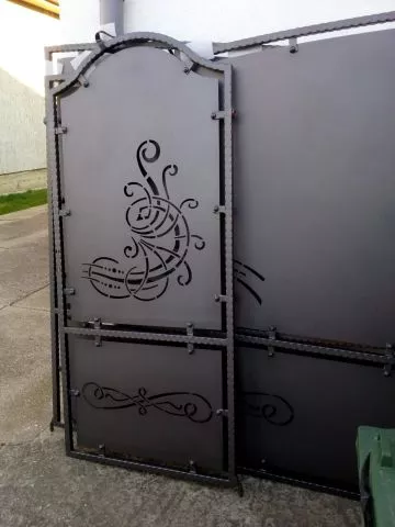 CNC KAPIJE - MODEL 11