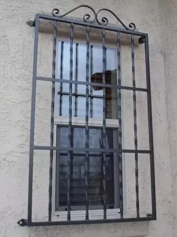 ZAŠTITNE REŠETKE ZA PROZORE - MODEL 6