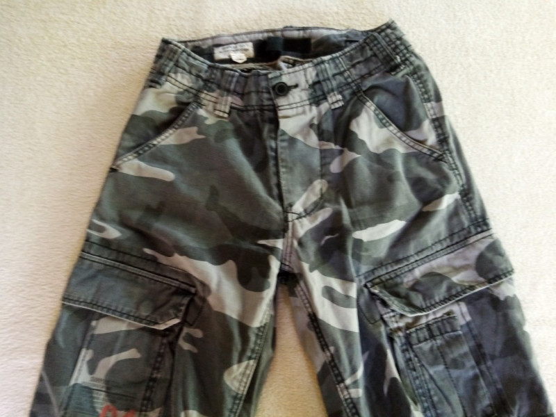 PANTALONE MASKIRNE VEL XS-NOVOOO