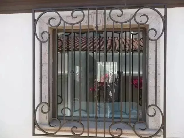 ZAŠTITNE REŠETKE ZA PROZORE - MODEL 5