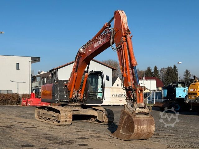 Lančani bager
HITACHI ZX210LC-6 Kettenbagger 23,1 Ton *11.213 BTH