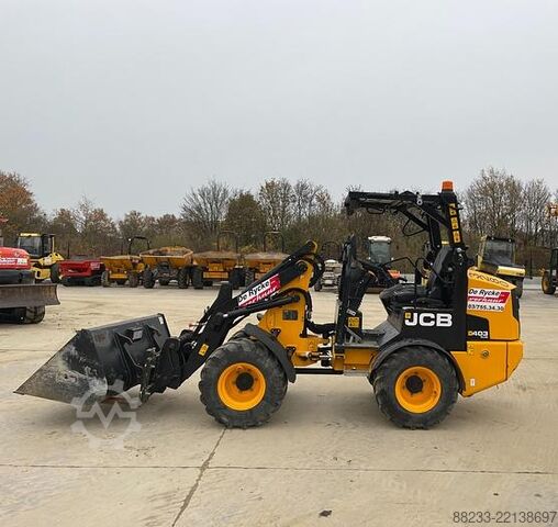 Kontejner
JCB 403 SV