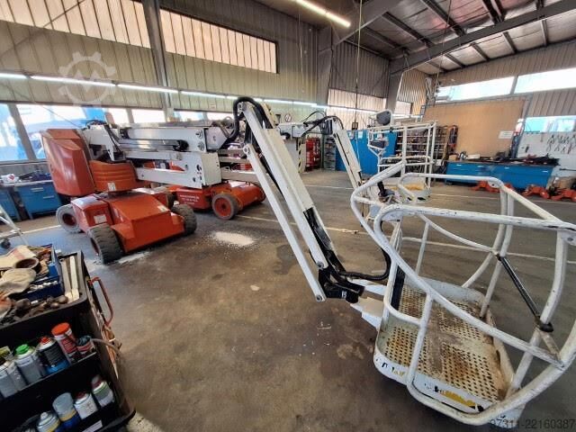 Artikulisan teleskopski bum lift
Haulotte HA15 IP