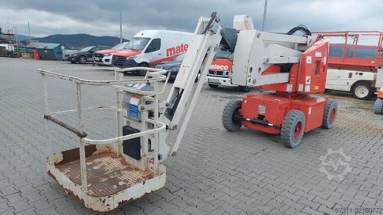 Artikulisan teleskopski bum lift
Haulotte HA12 IP