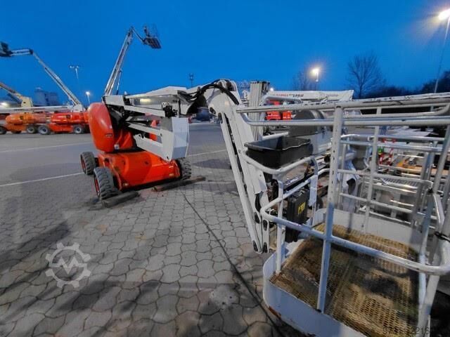 Artikulisan teleskopski bum lift
Manitou 170AETJ L BI