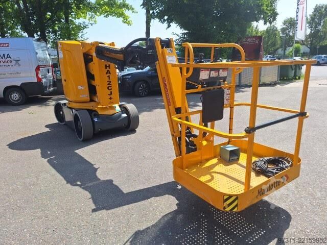 Artikulisan teleskopski bum lift
Haulotte HA12 CJ+