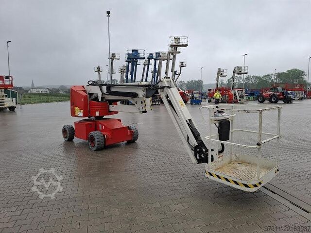 Artikulisan teleskopski bum lift
Haulotte HA15 IP
