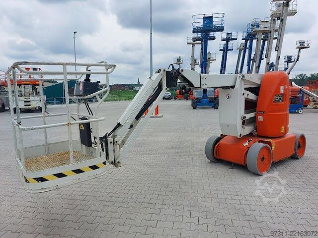 Artikulisan teleskopski bum lift
Manitou 120AETJ C 3D