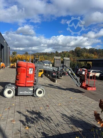 Zglobna ruka
Skyjack SJ30ARJE 2WD