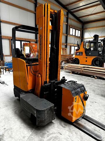 Reach truck
Jungheinrich ETV Q20