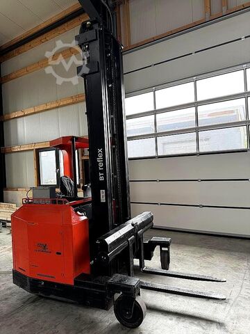 Reach truck
Toyota BT Refllex FRE270