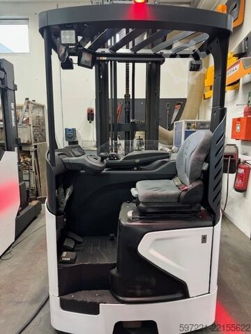 Рiч-тракови
Bobcat BR16JW-9 --> Batterie NEU!!!