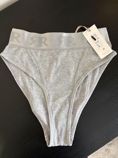 RIVER ISLAND gacice duboke-novo sa etiketom