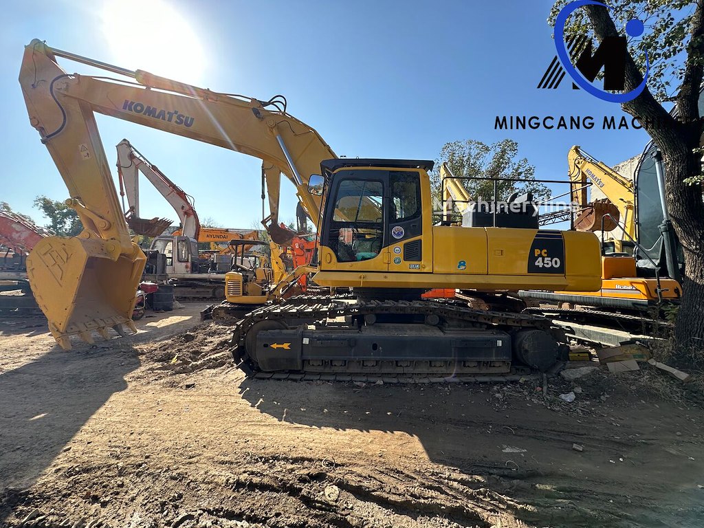 Komatsu PC450 bager guseničar