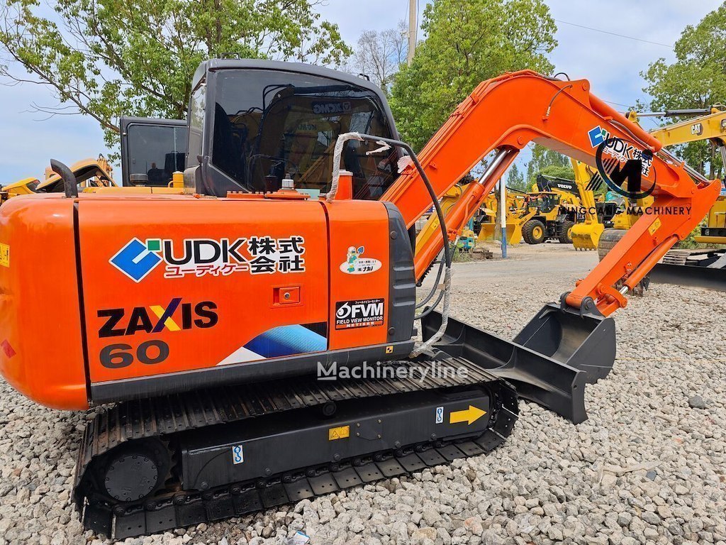 Hitachi ZX60 midi bager