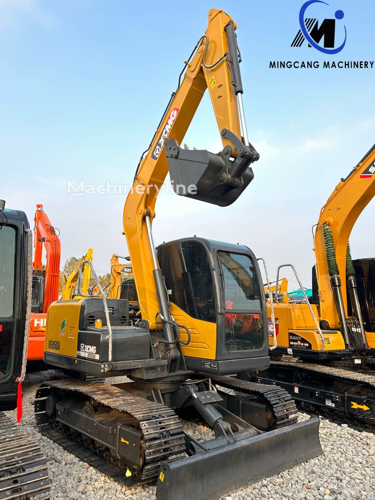 XCMG XE85DA midi bager