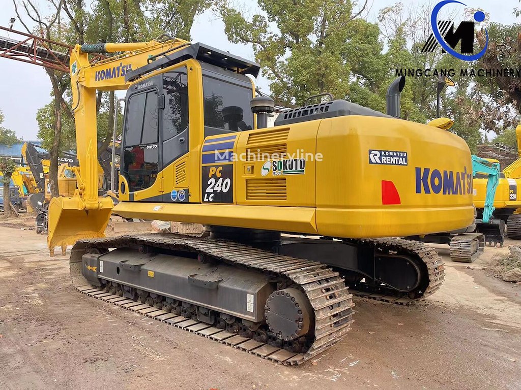 Komatsu PC240-8 bager guseničar