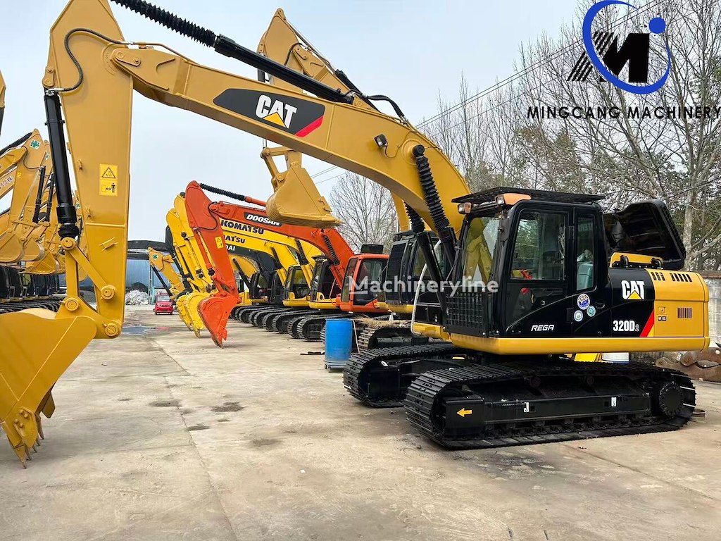 Caterpillar 320D2 bager guseničar