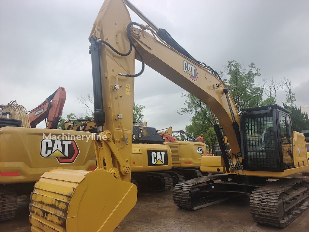 Caterpillar 320 bager guseničar
