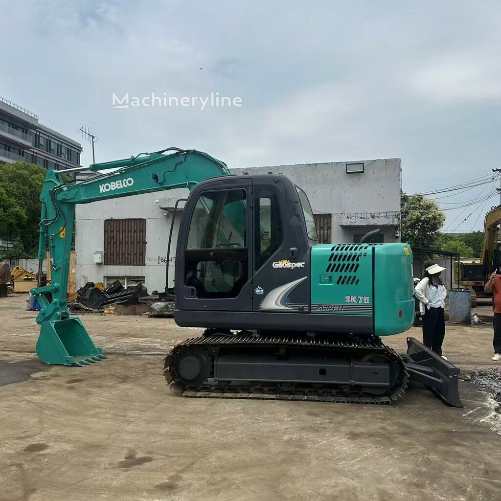 Kobelco SK75 bager guseničar