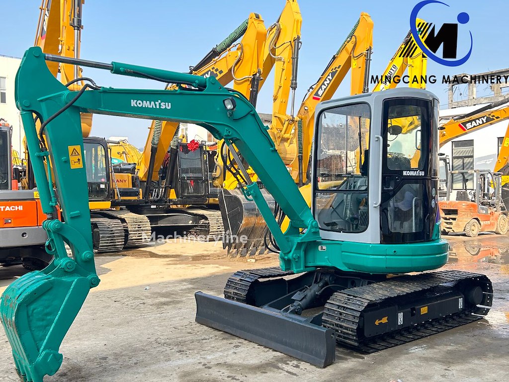 Komatsu PC40 bager guseničar