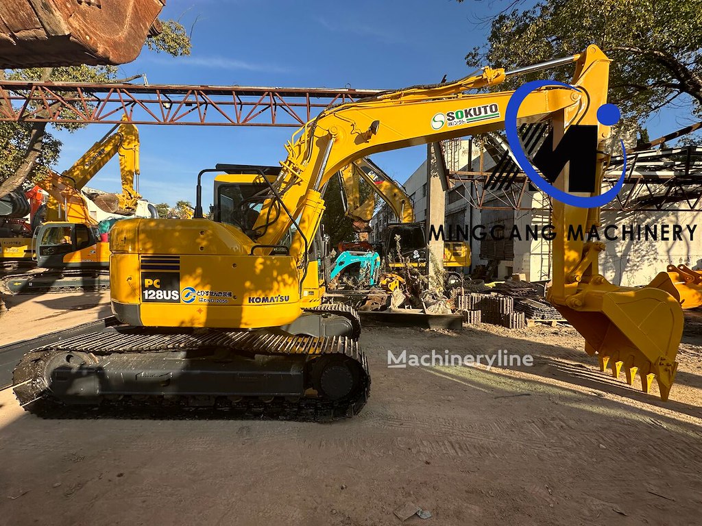 Komatsu PC128us bager guseničar