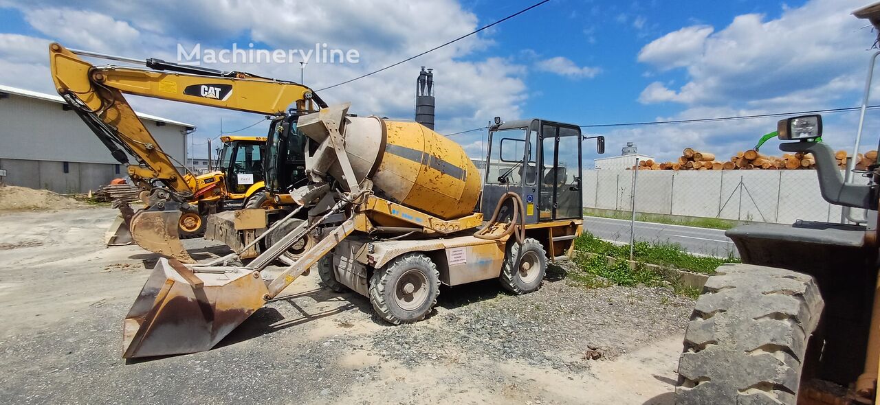 BT 3000/3500 kamion s mešalicom za beton