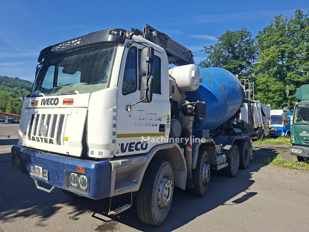 Astra HD7 kamion s mešalicom za beton