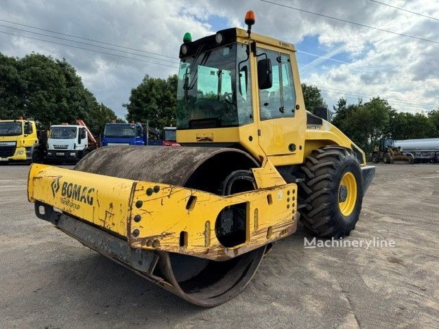BOMAG BW213 DH-4i kompaktor s jednim valjkom