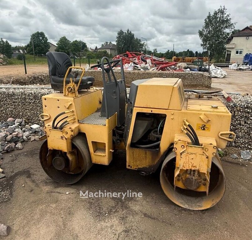 BOMAG BW120 mali valjak