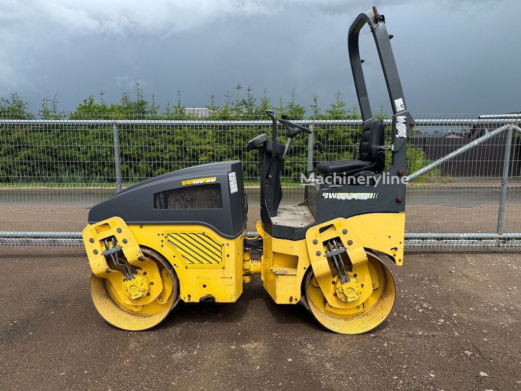 BOMAG BW100 AD-4 mali valjak