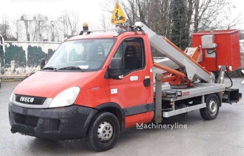 IVECO Daily auto dizalica s korpom