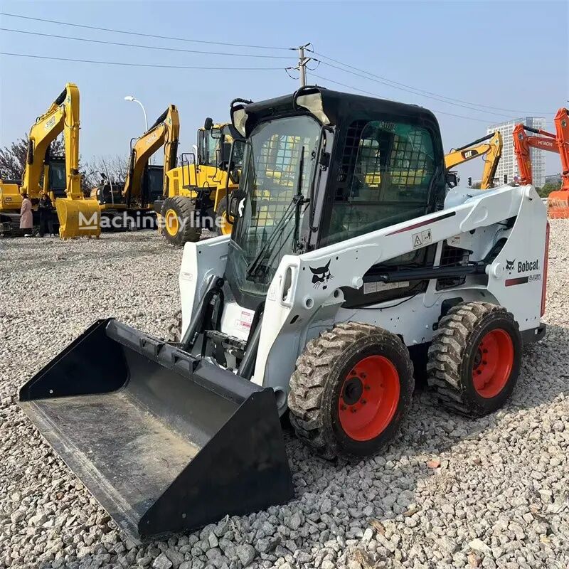 Bobcat S450 mini utovarivač