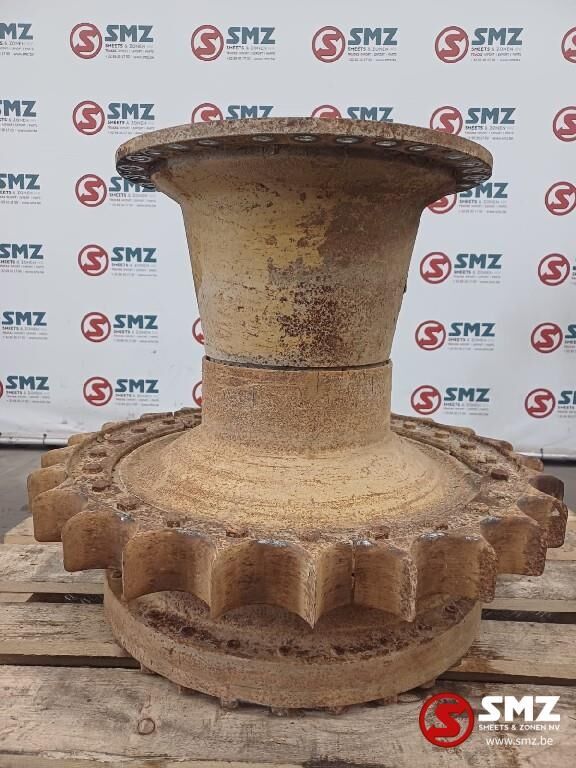 Caterpillar Occ hub sprocket + spindle D6M 107-1763 za buldožera