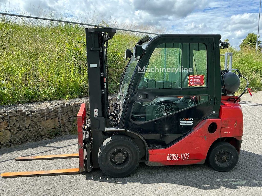 Prodaje se Toyota 02-8FGF25 dizel viljuškar na aukciji