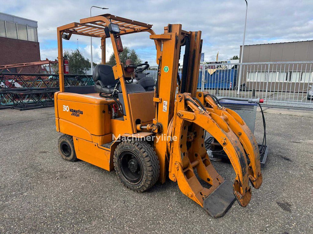 Prodaje se Komatsu FB30EX-8 dizel viljuškar na aukciji
