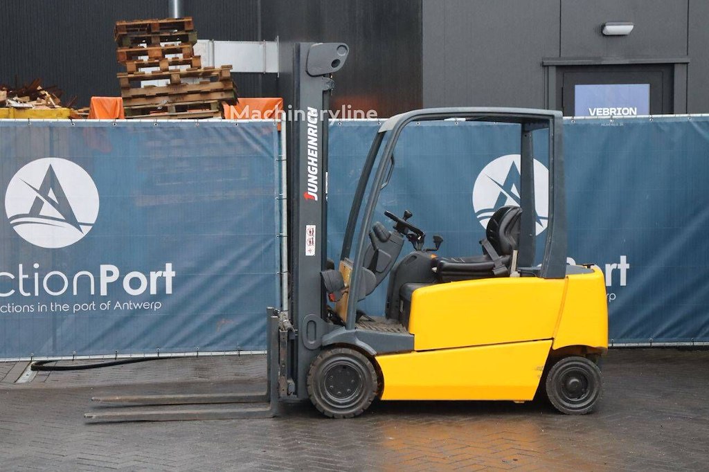 Prodaje se Jungheinrich EFG 320 električni viljuškar na aukciji
