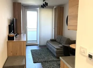 Izdavanje Stan - Novi Sad